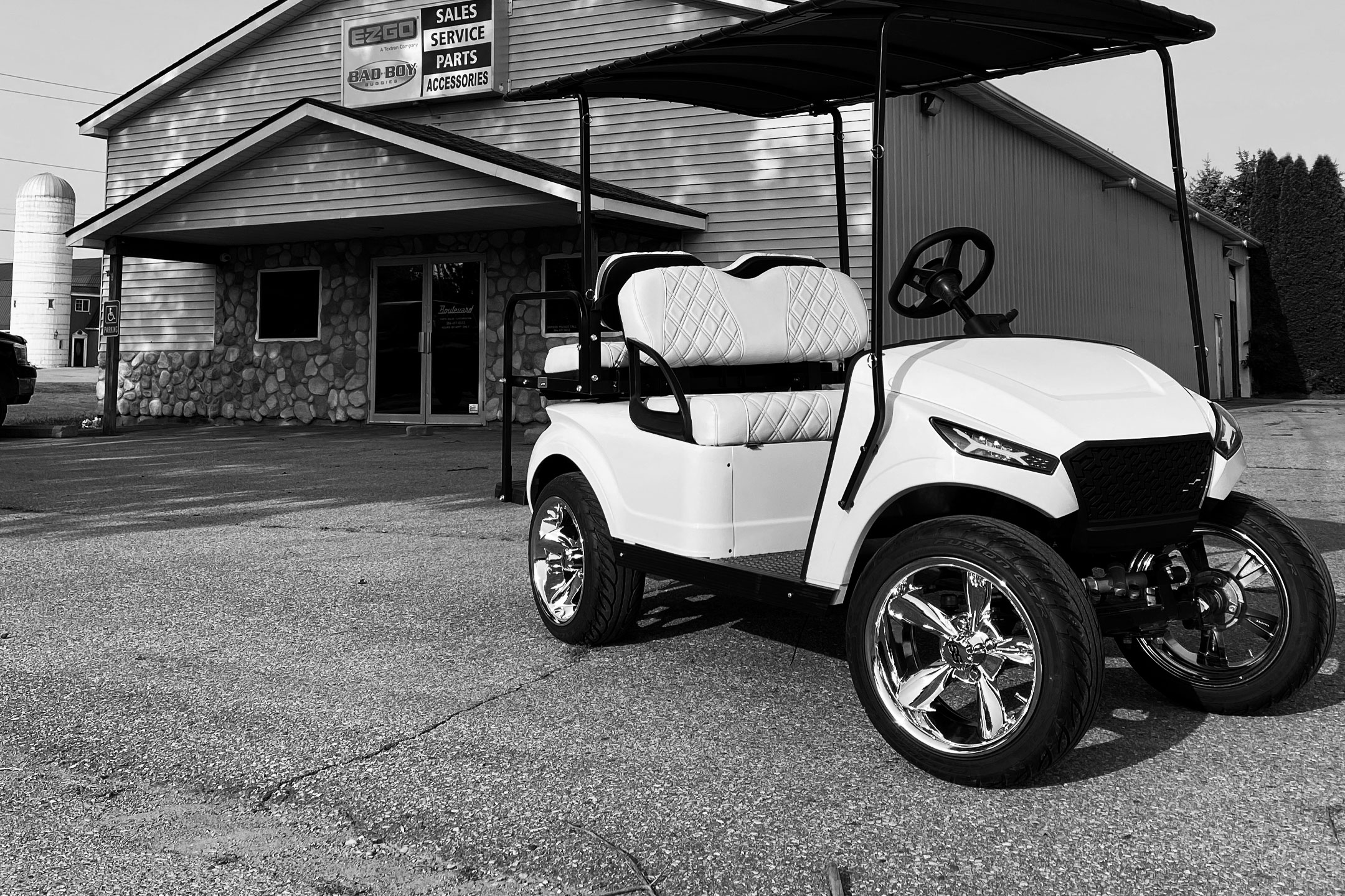 Custom Golf Carts in Michigan, Golf Cart Parts & Service | Boulevard Carts